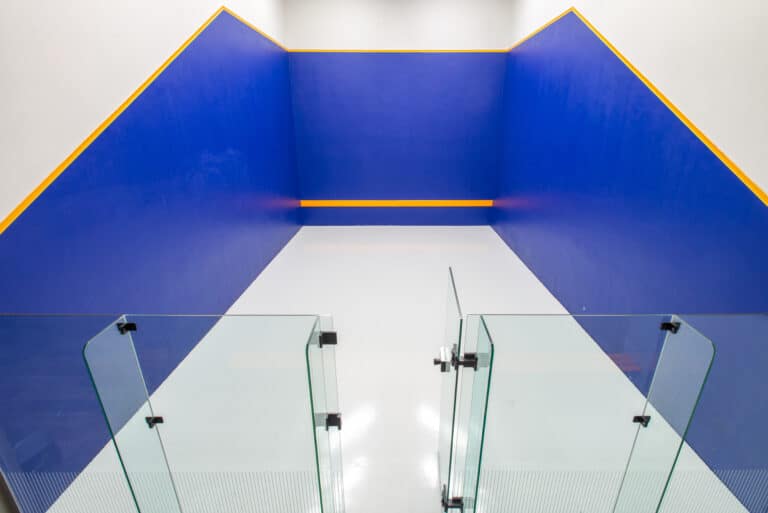 Welcome to Y CLUB - Manchester city centres largest and friendliest ...